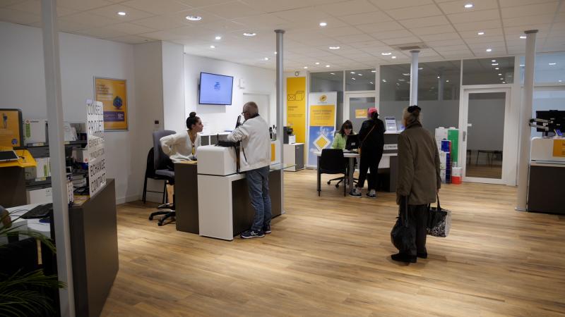 Aix-les-Bains - Inauguration du nouveau bureau de poste d'Aix-les-Bains