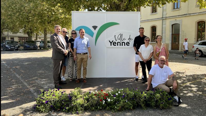 Yenne - Yenne se réinvente : Un nouveau logo dévoilé au forum des ...